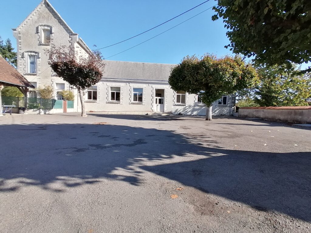 Enfance / Jeunesse - Azay le Ferron